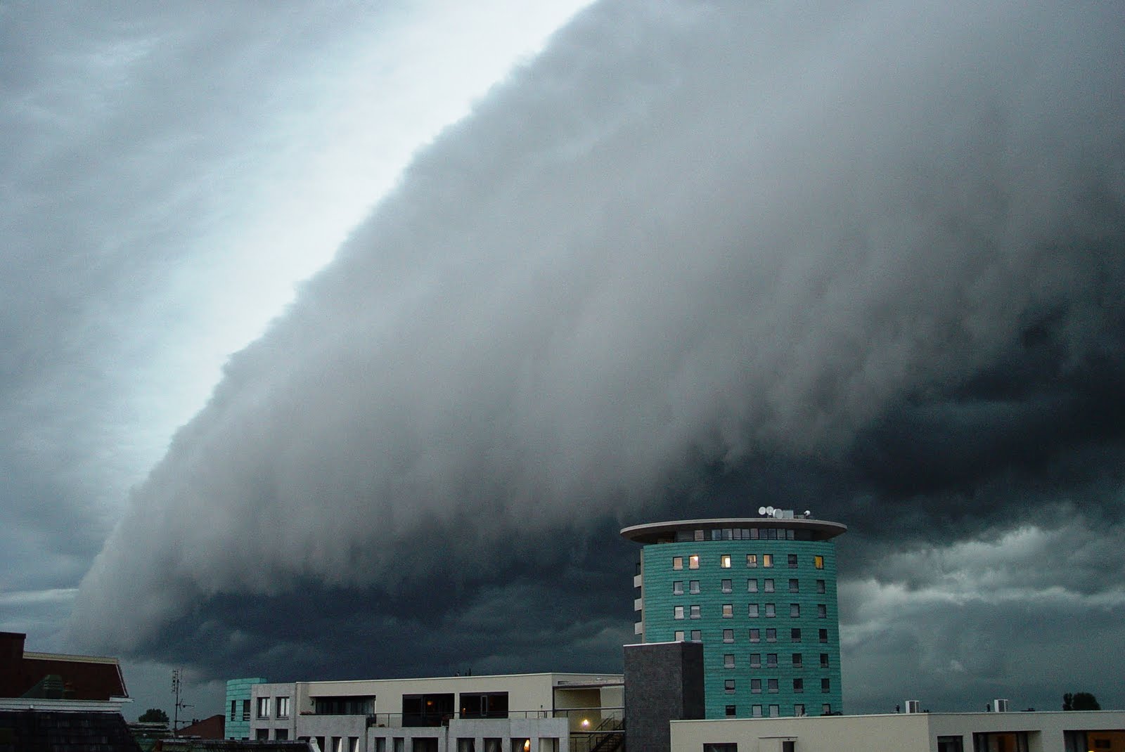 Openbaring: Openbaring 6:12-14 - kosmische tekenen als aankondiging van ...