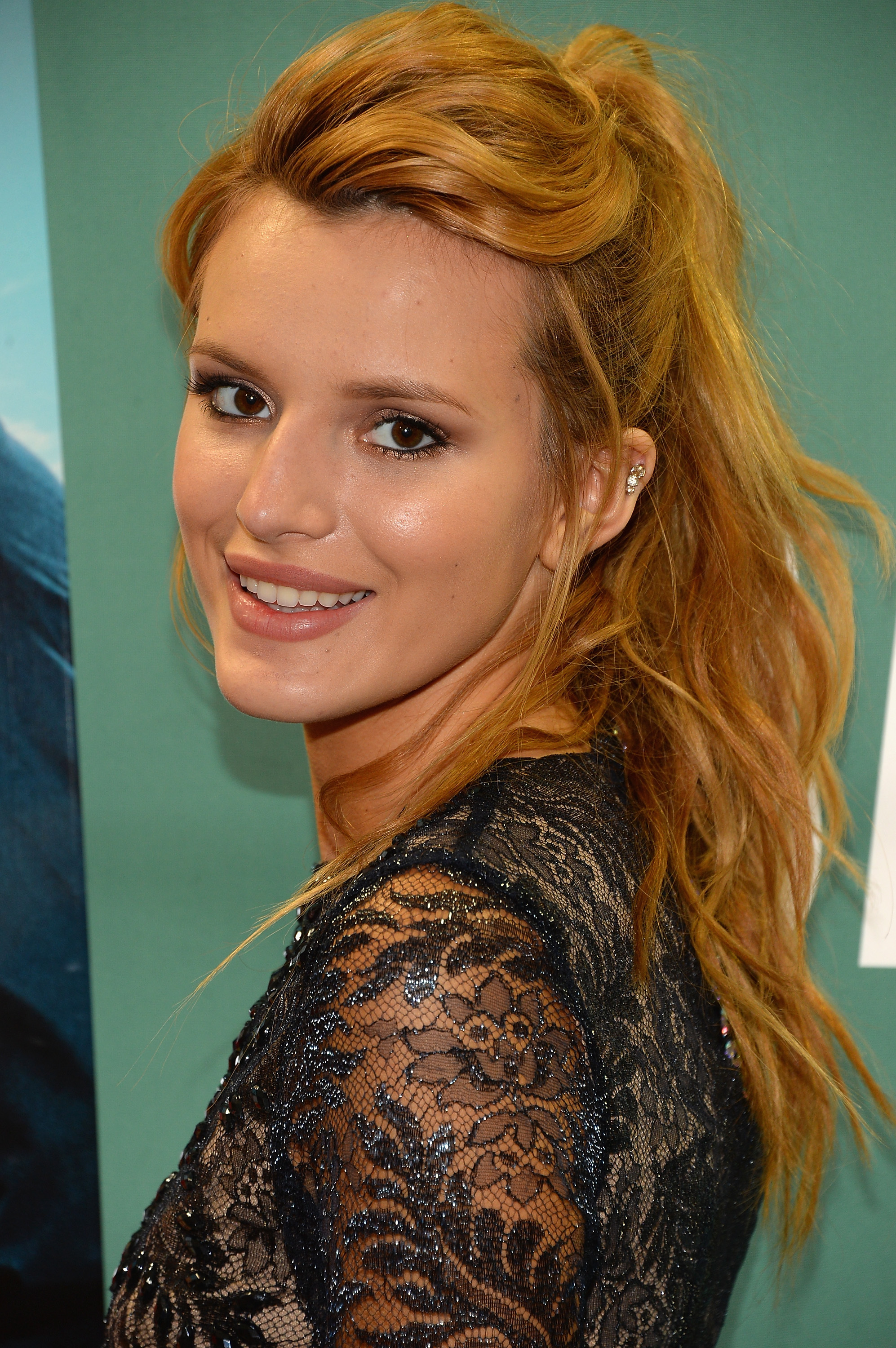 Bella Thorne pictures gallery (199) | Film Actresses