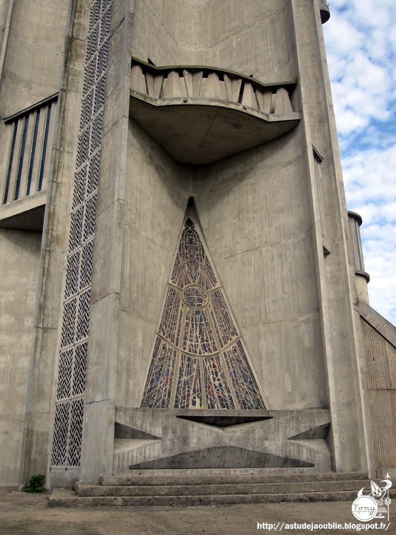 Royan - Eglise Notre-Dame - Gillet, Laffaille, Hebrard