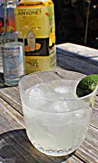 The Split Plate: Mom’s Secret to Perfect Cocktails