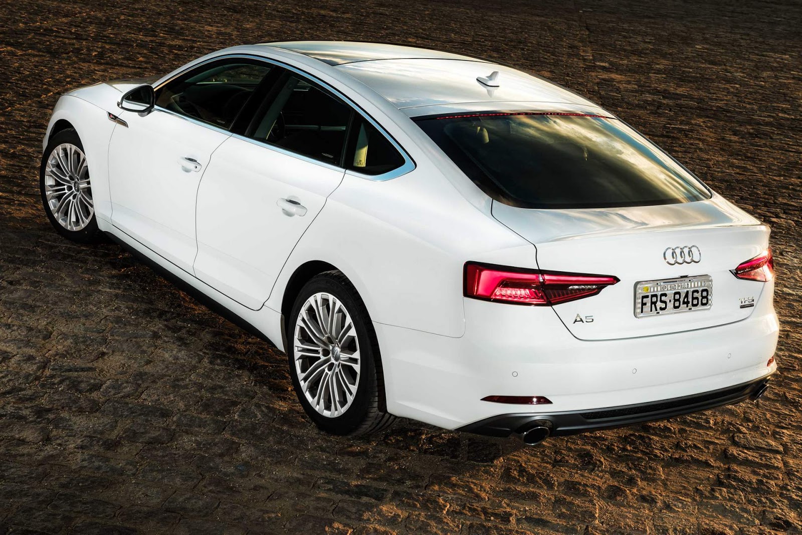 LANÇAMENTO - AUDI A5 SPORTBACK