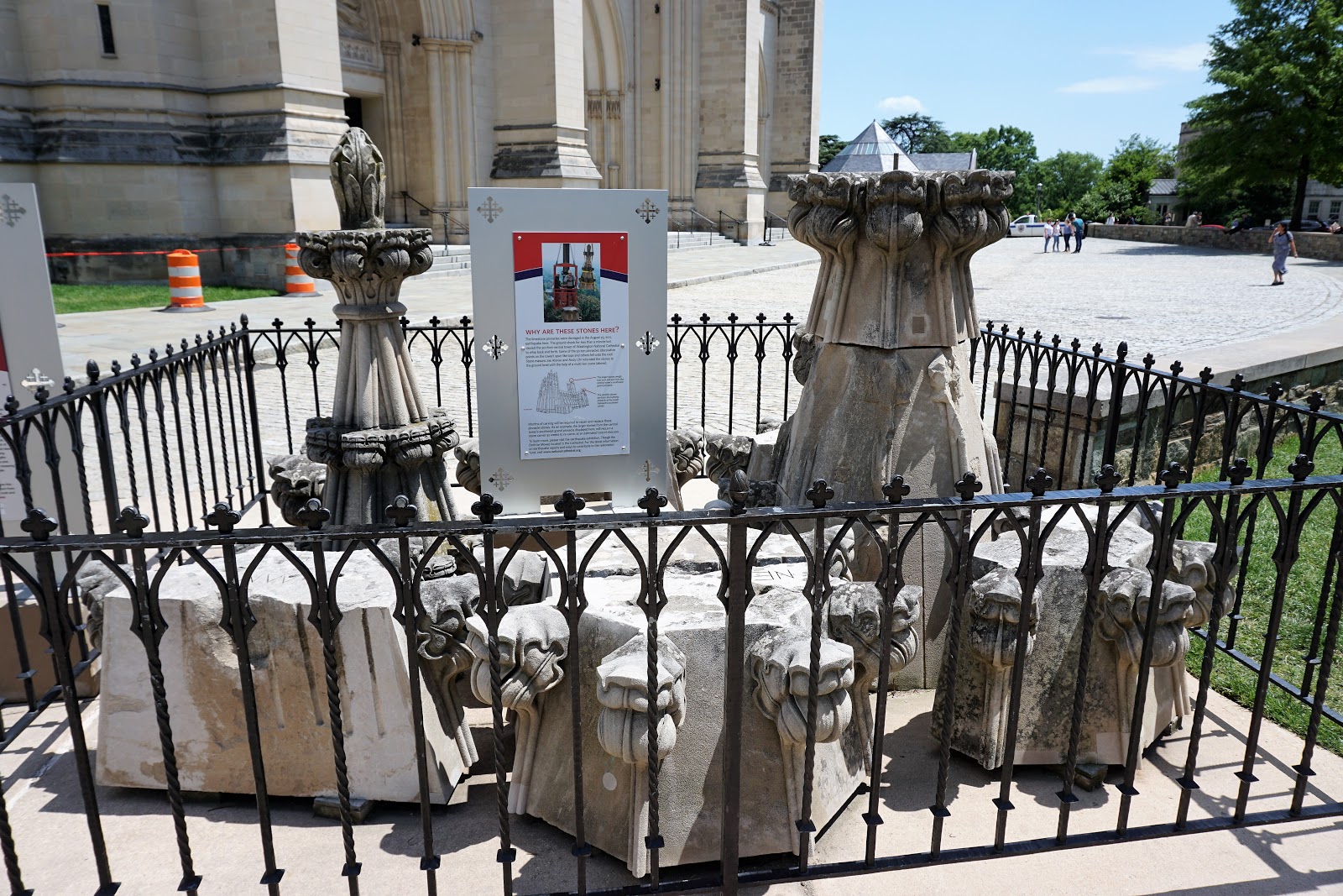 Souvenir Chronicles: WASHINGTON, D.C.: THE NATIONAL CATHEDRAL