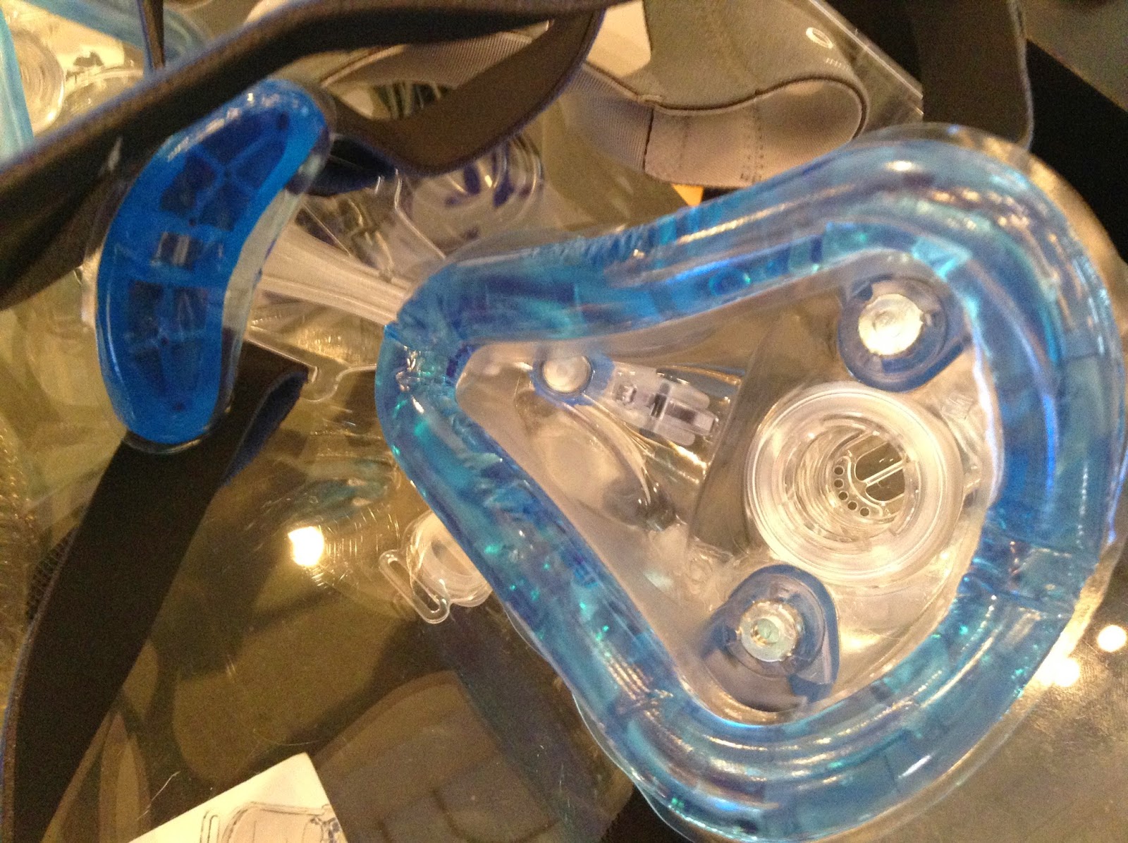 四季草々: 呼吸ケア・リハ学会の報告 その3「NPPV/CPAPマスク」