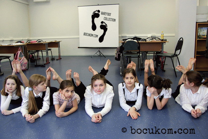 Barefoot Schoolgirls 1 Content Of The Day