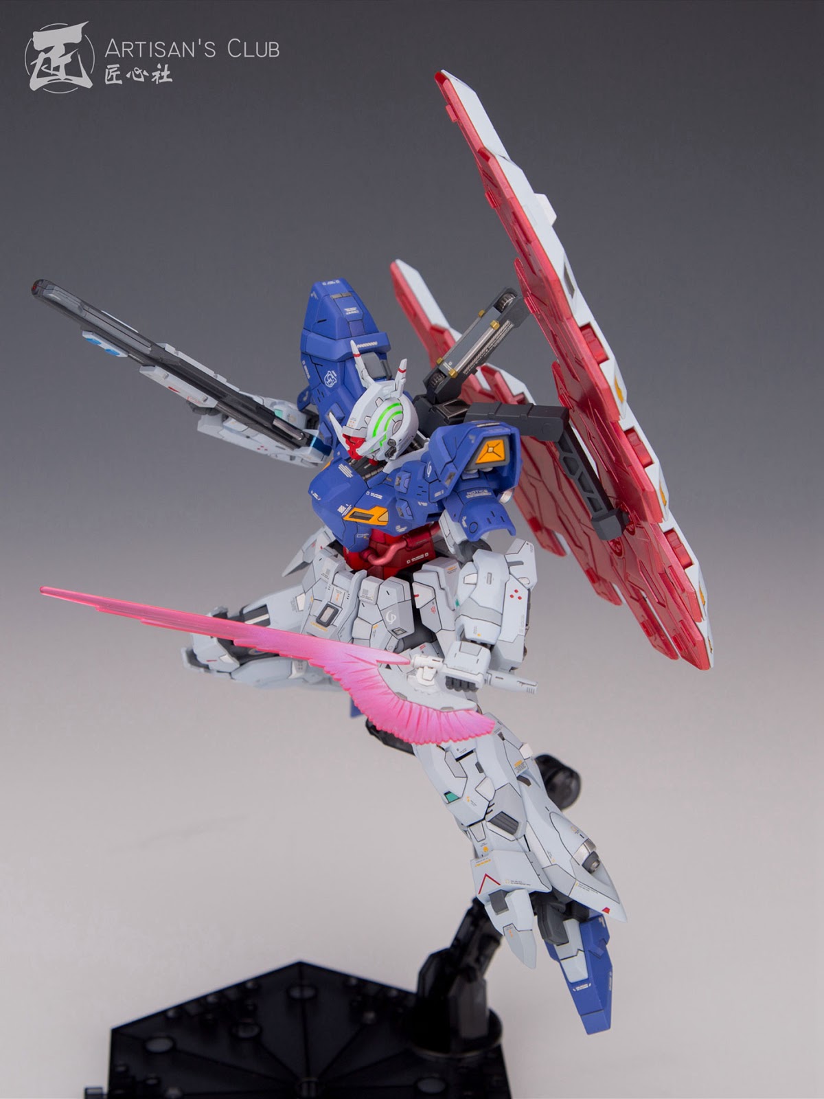 Custom Build: HGUC 1/144 Moon Gundam [Artisan's Club] Detailed