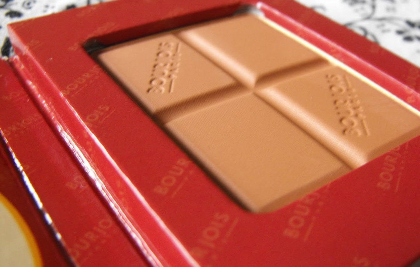 Mimi's beauty blog ♡: Review :Bourjois bronzing powder 52