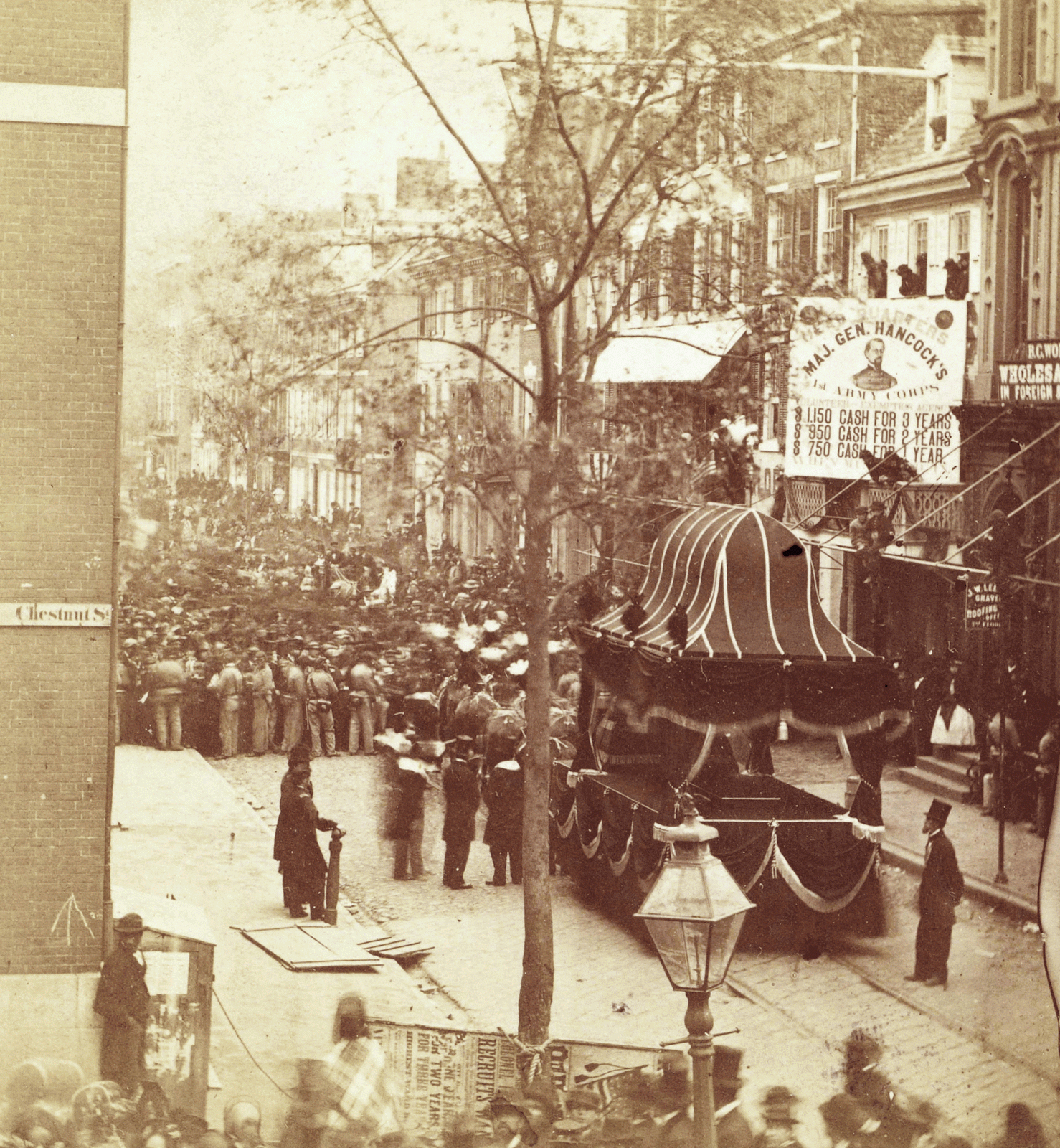 President Abraham Lincoln's funeral procession at the corner of 6th and ...