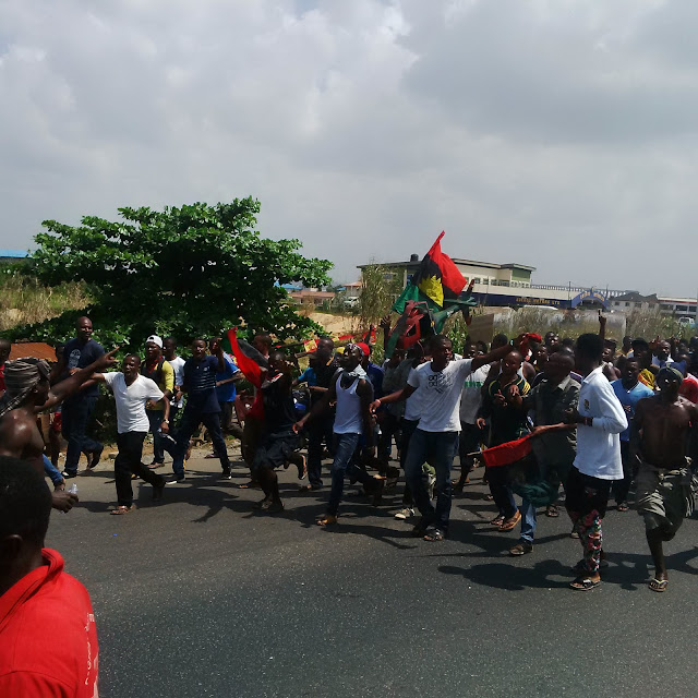 Police Are Arresting MASSOB Members That Took Part In BIAFRA Protest ...