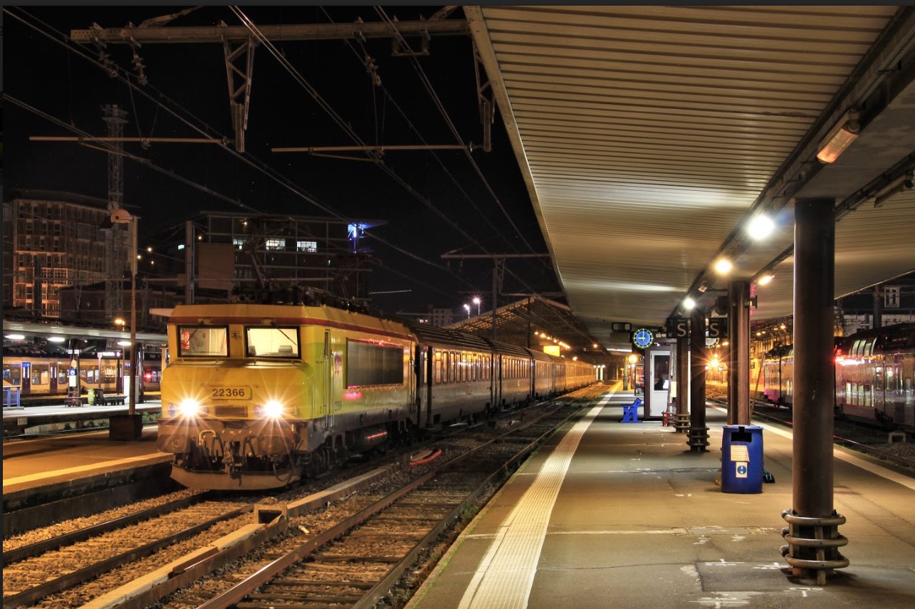 LA PASSION DU TRAIN: INFRA au service d'Intercités