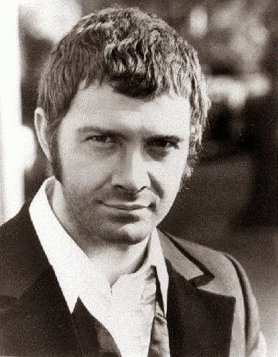 COMIC BITS ONLINE: Professionals Star Lewis Collins Dies In LA