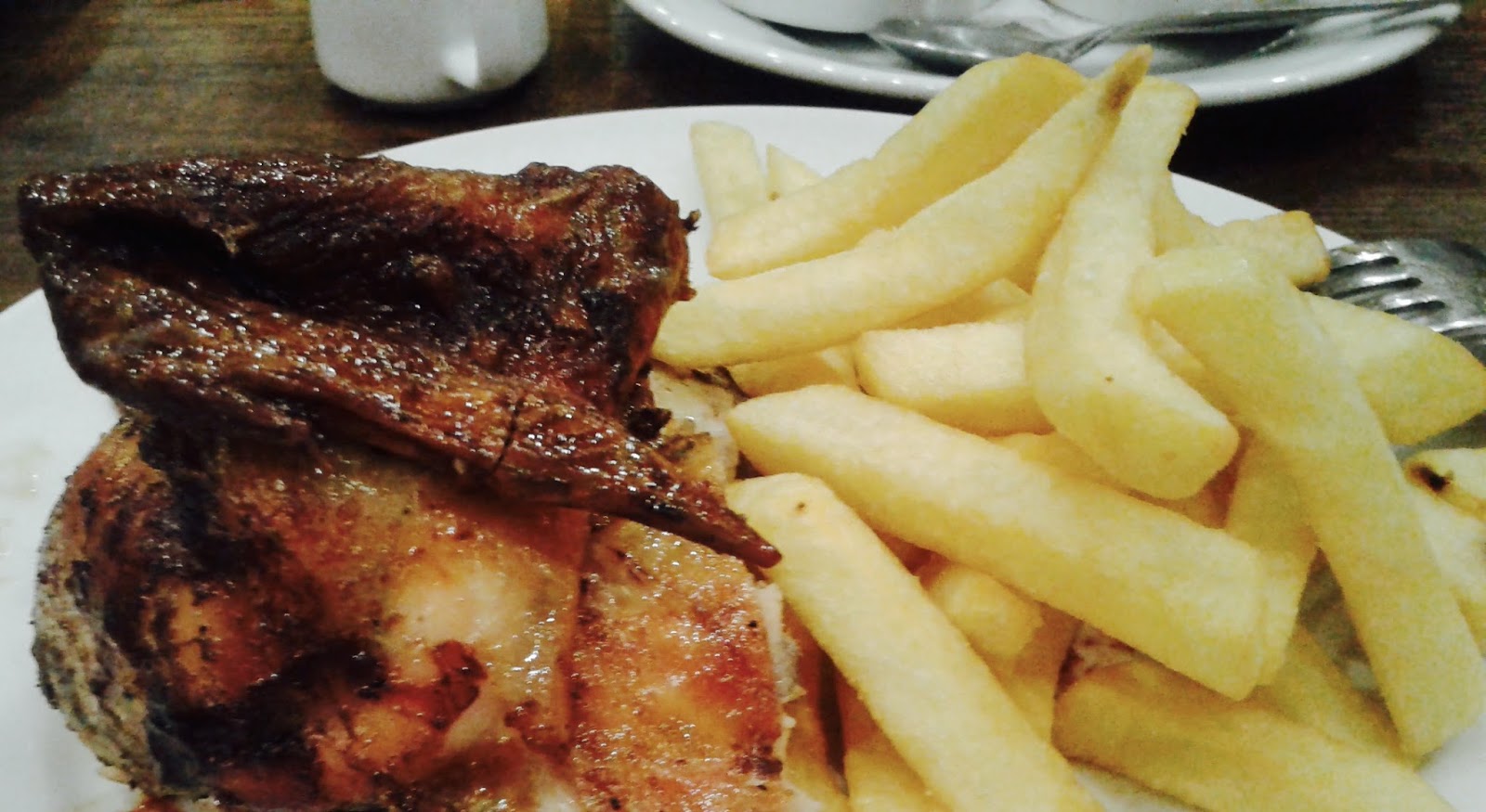 The Foodies - Críticos de Restaurantes G&G: ⭐⭐⭐ Villa Chicken (Lima)