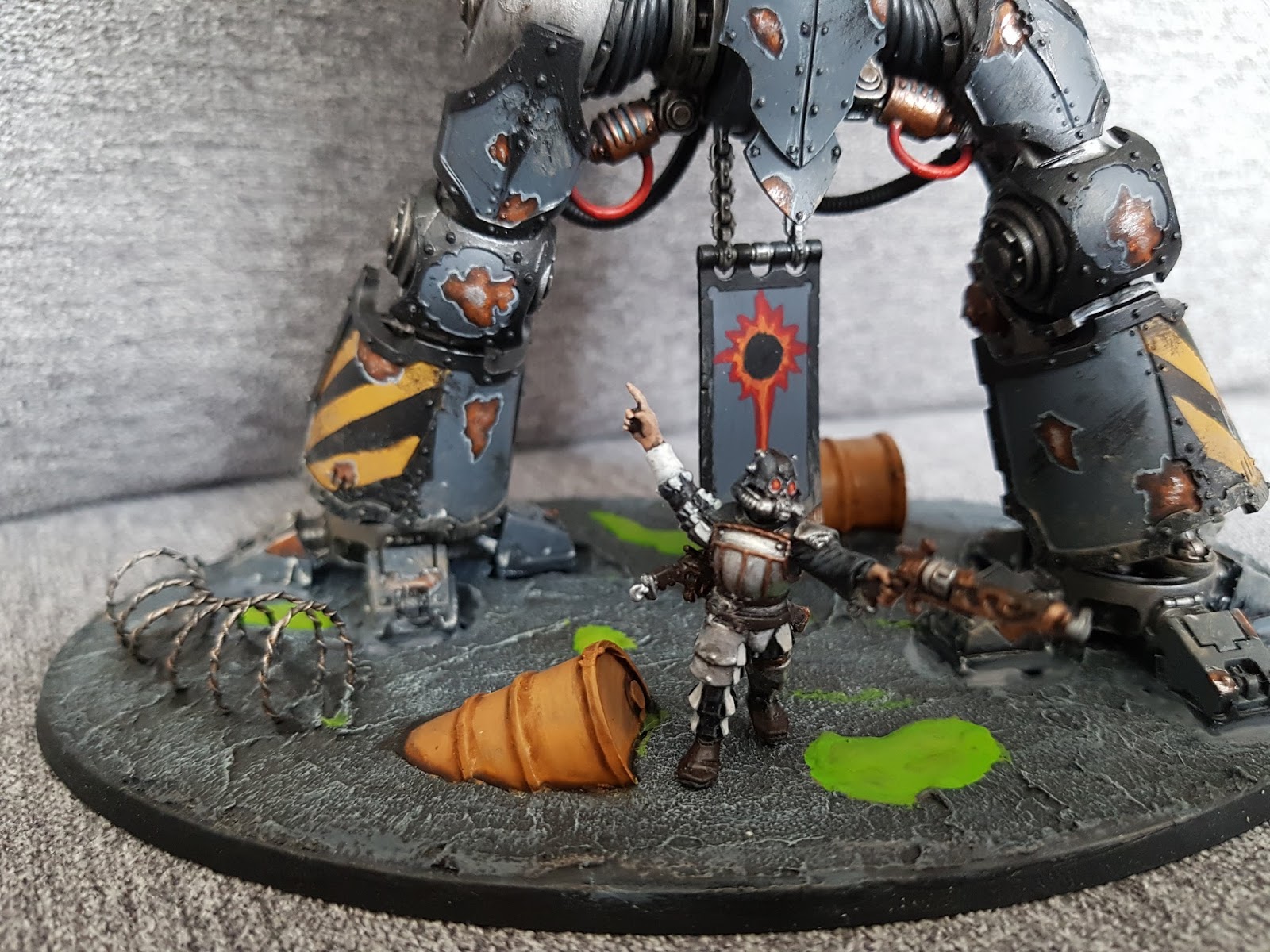 What's On Your Table: Dark Mechanicum Imperial Knight - Faeit 212