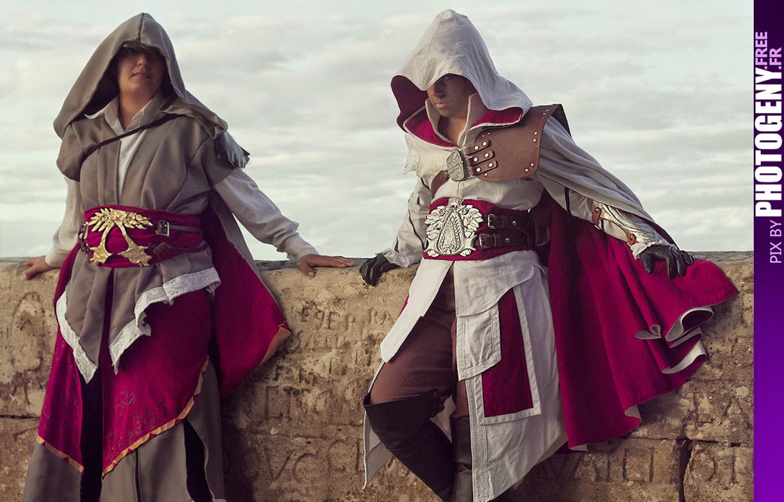 15 White Assassin Outfit Cosplay Design Photos - Creative Cosplay Designs