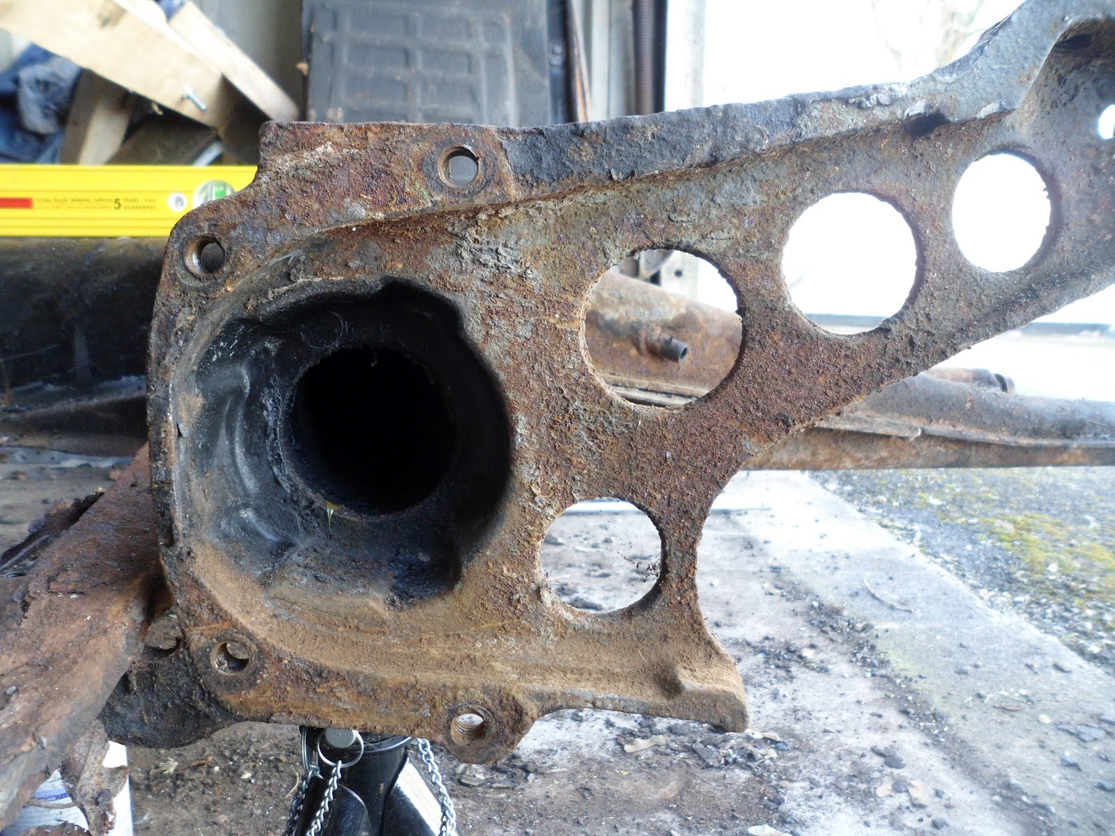 1965 VW Beetle Restoration: Spring plates and hand brakes