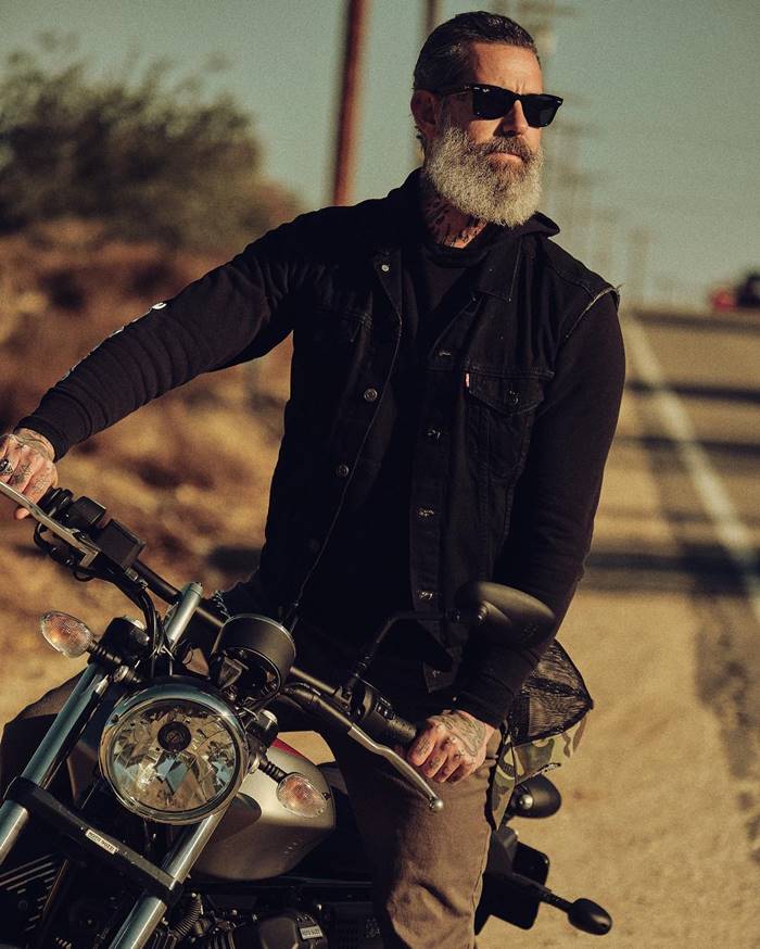 Chingum — Discover Curiosities: 10 Dashing Male Models Over 50 Years Old