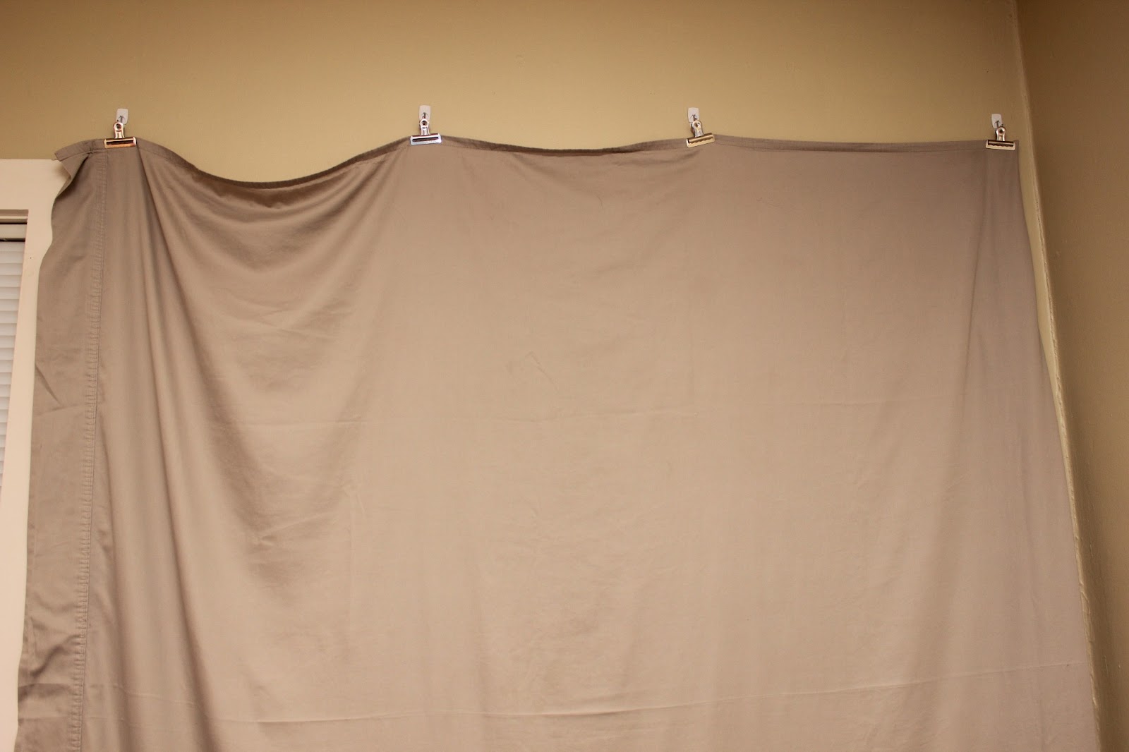 Shelby & Me: DIY Backdrop