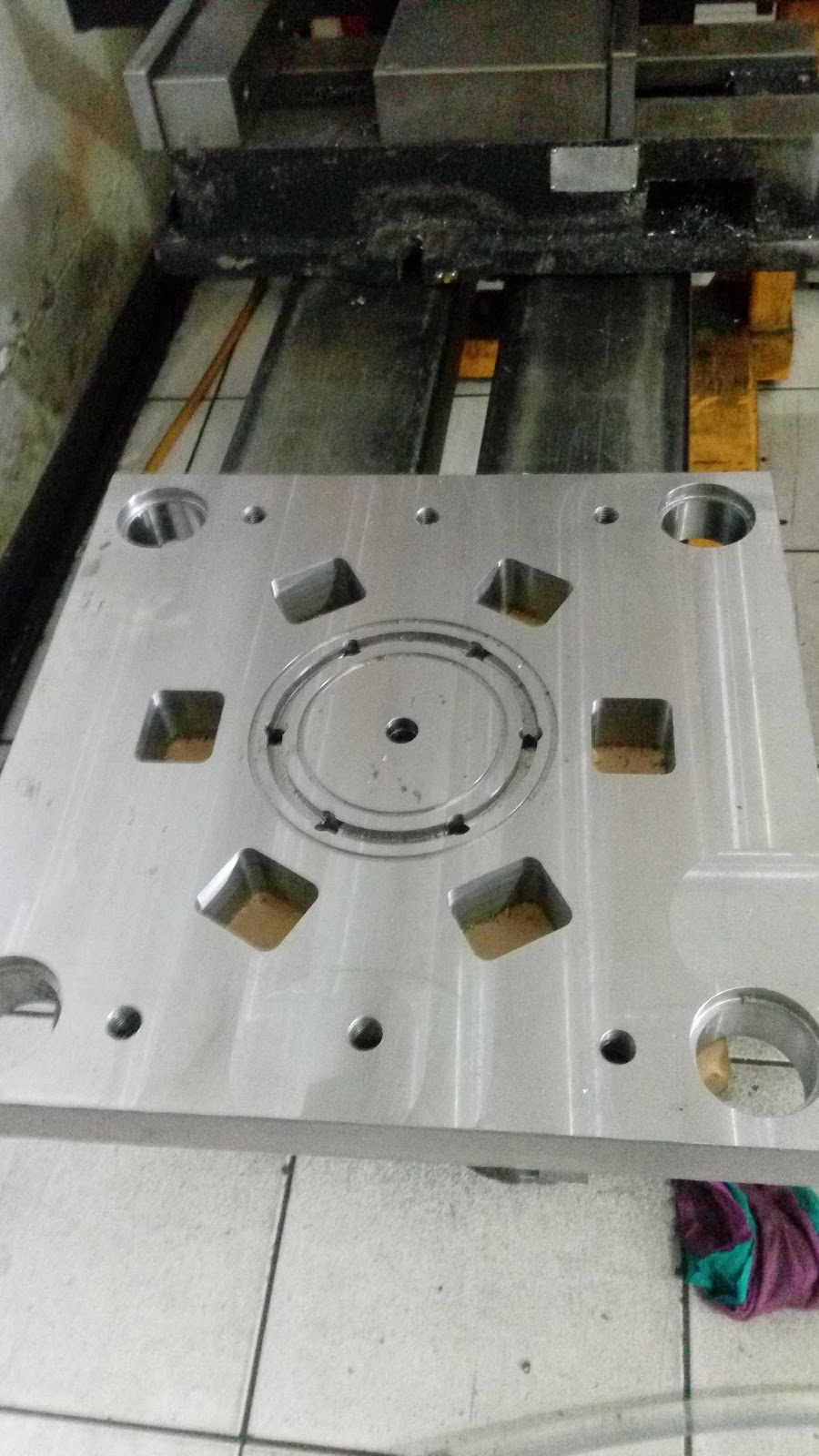 Perkembangan Injeksi Plastik Molding di indonesia Pembuatan Produk ...