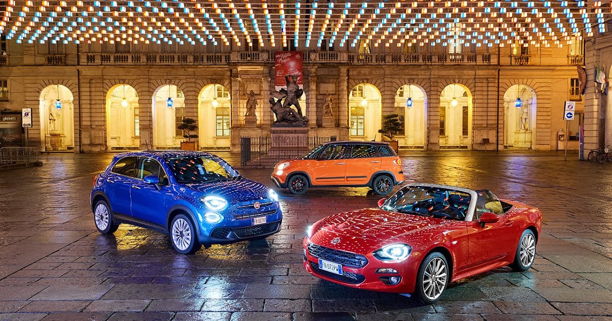 La gamma Fiat illuminata dai colori di “Luci d’Artista” sfila tra le ...
