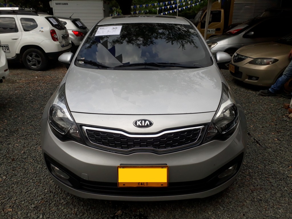 KIA RIO SPICE 2013 GRIS