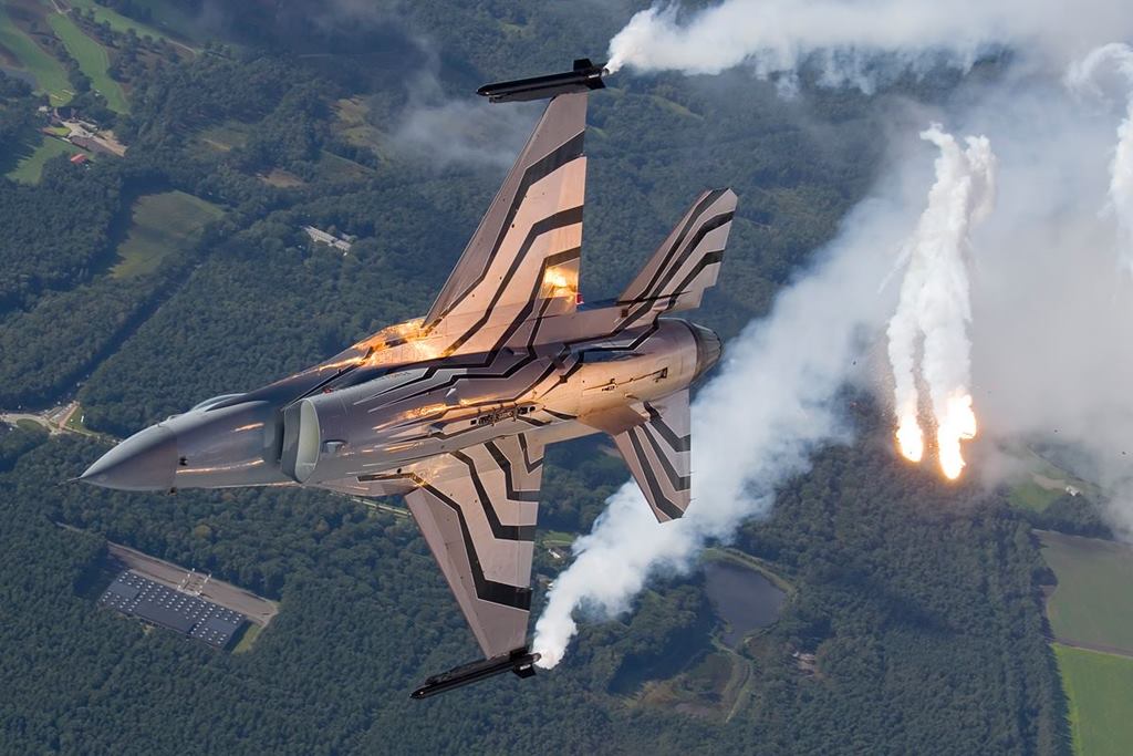 BELGIAN F-16 SOLO DISPLAY AIRSHOW SCHEDULE 2017 - Blog Before Flight ...