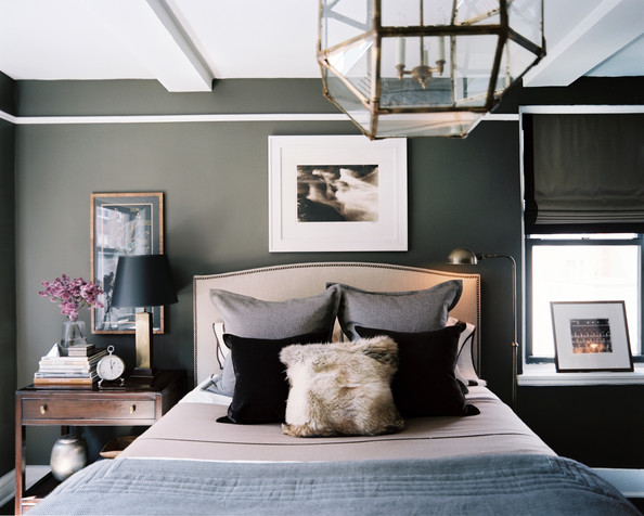 How To :: Design tips for a bedroom with off-center windows | something ...