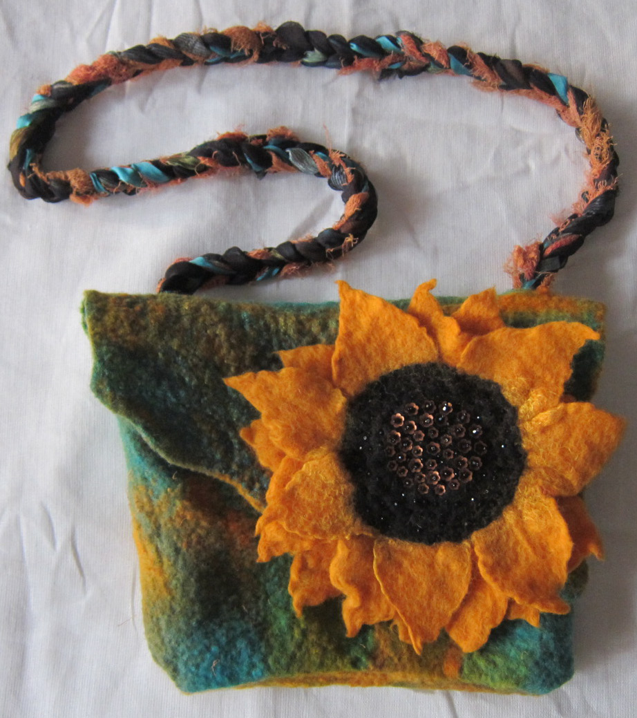 urban stitch studio: Free Felted Purse Tutorial