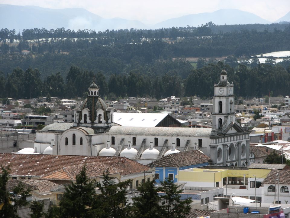 La Educación: TURISMO EN CAYAMBE