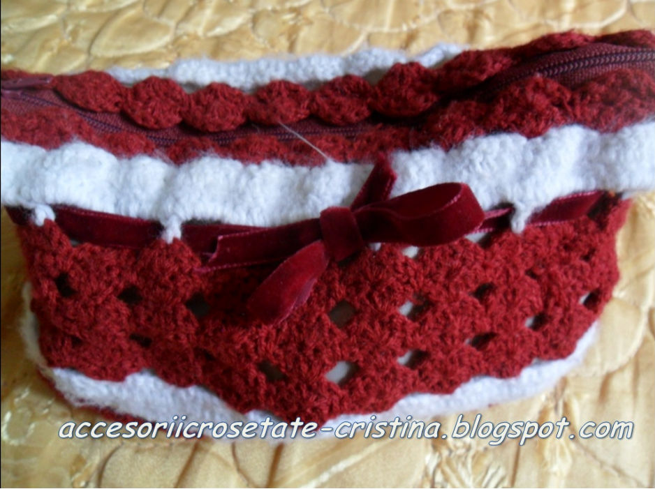 ACCESORII HANDMADE: Portfarduri crosetate