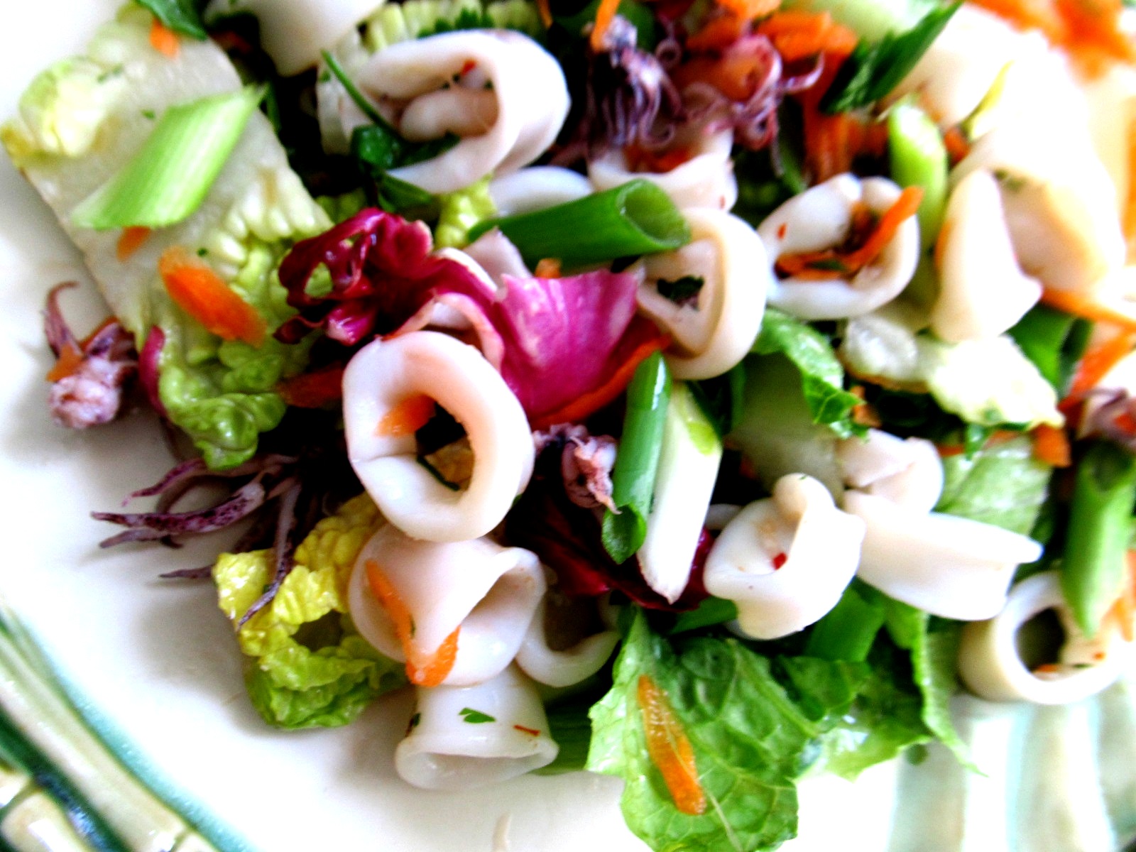 Food and Thrift: Spicy Thai Squid (Calamari) Salad