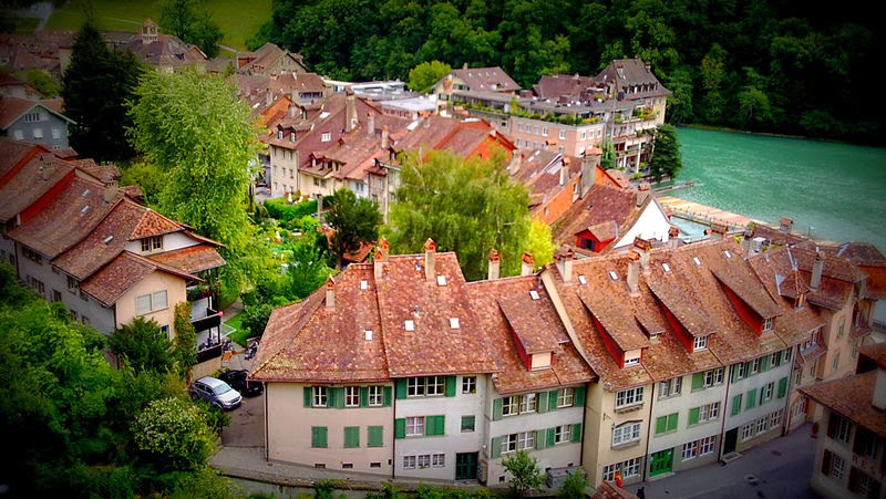 Traveler Guide: Bern, Switzerland