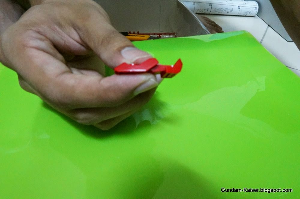 Gundam Kaiser: Gunpla Newbie Guide: How to remove nub marks using ...
