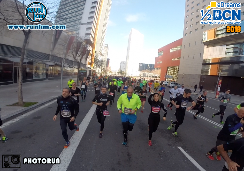 Photorun > eDreams Mitja Marató Barcelona 2018 - RUNKM