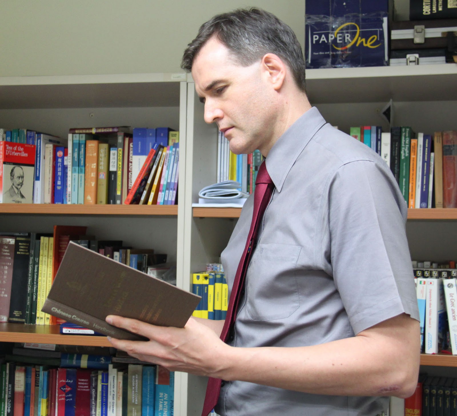 Gypsy Scholar: The Polyglot Alexander Arguelles: Living on ...