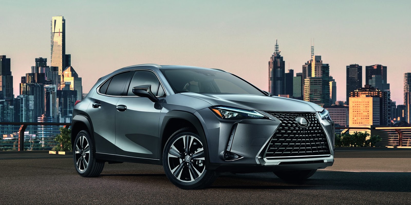 [update]Lexus UX apresentado | Quatro rodas e um volante!