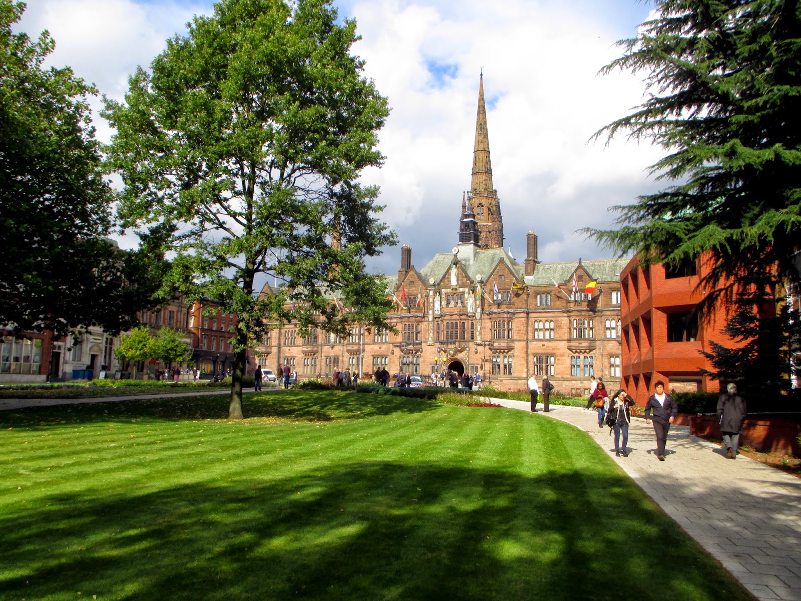Today Around Coventry: Council House Square