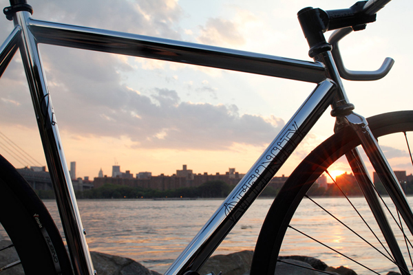 ?: Affinity : 2012 Lo Pro Bike Frames