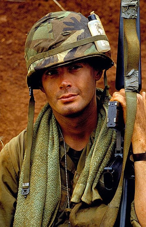 Favorite Hunks & Other Things: Favorite Face of the Day: Stephen Caffrey