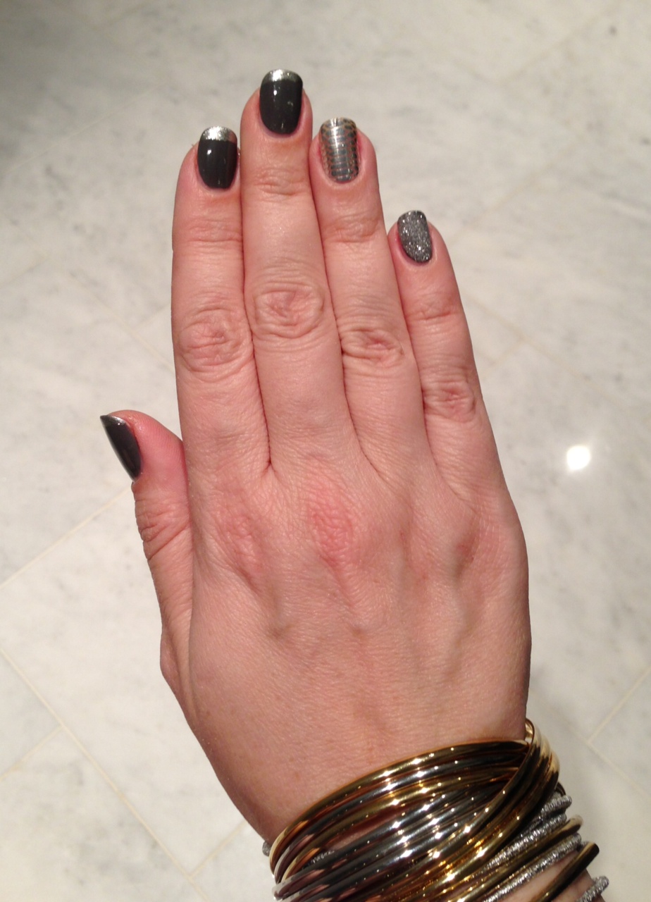 Wonderful Silver Nails Designs - Nail Picture Art