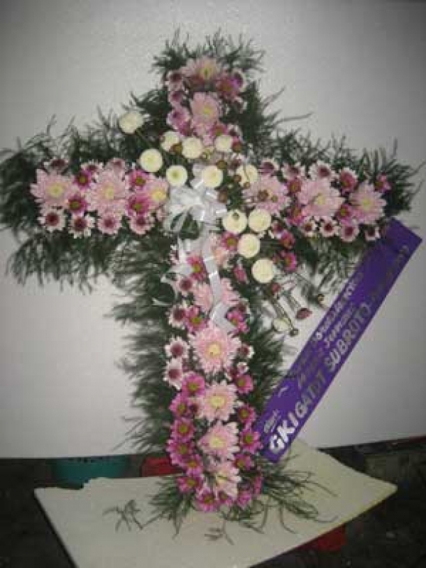 TOKO BUNGA SIDOARJO: BUNGA SALIB