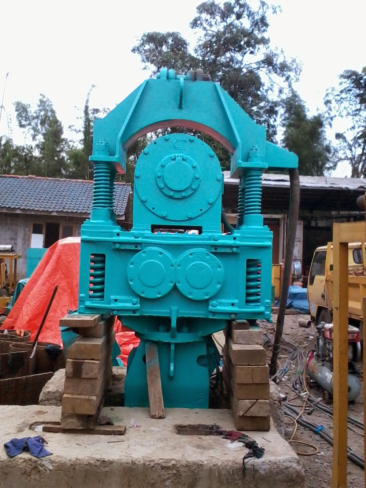 JUAL ALAT BERAT DAN RENTAL CRAWLER CRANE, VIBRO HAMMER, PILE DRIVER ...