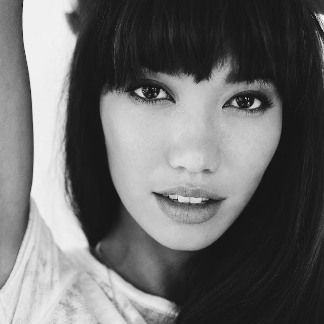 Catalog Cuties: Nalani Ravelo, Part 4