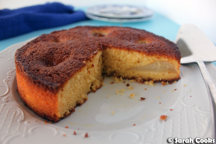 Sarah Cooks: Pear Sponge Cake