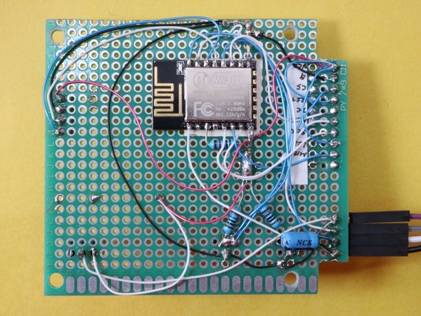BugWorkShop - 甲蟲工作室: DIY - ESP8266：ESP8266 第一代便攜式開發板盒子（八十三）