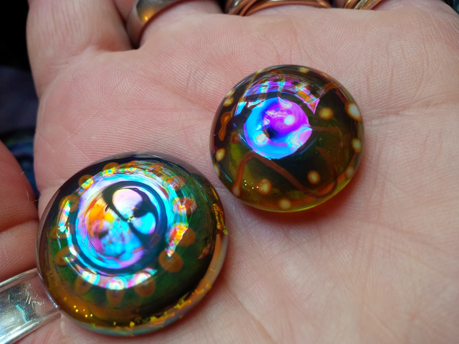 Raspberry Rings: Double Helix Thallo, Effetre Lilac Pastel, Dark Lilac ...