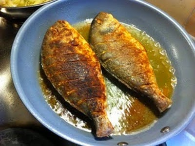 Tip dan Petua: Petua Mengelak Ikan digoreng Melekat pada Kuali