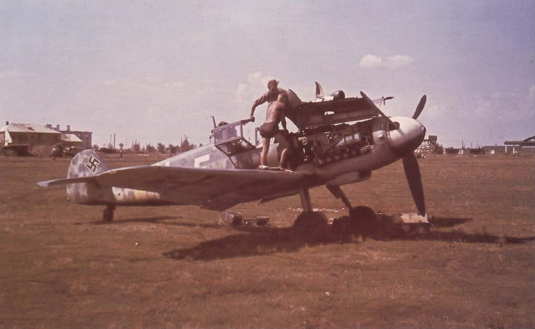 Third Reich Color Pictures: Messerschmitt Bf 109 in Color