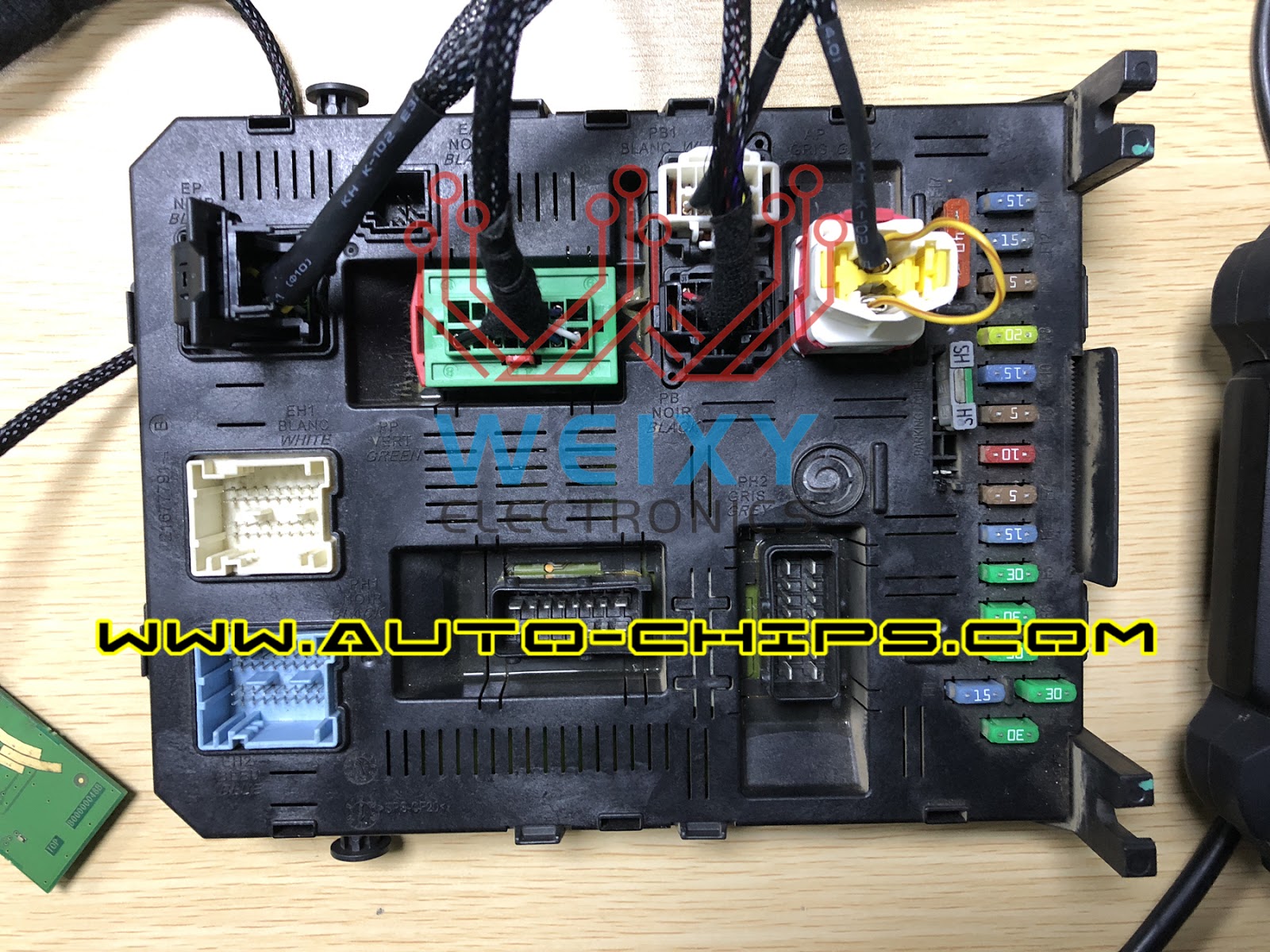 Test Platform Cable for Peugeot PSA (Johnson Controls Type) by WWW.AUTO ...