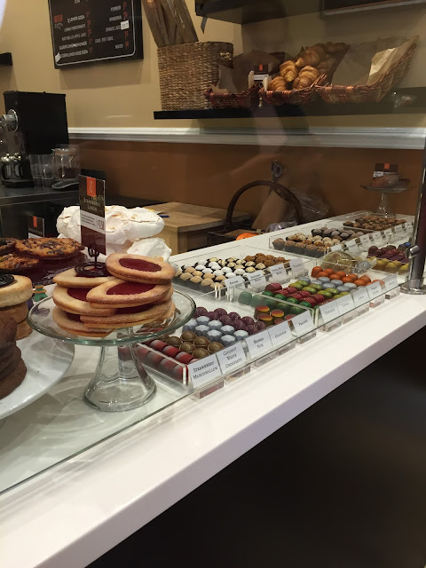 Lightning in a Bottle: Let's Go: Charleston, SC