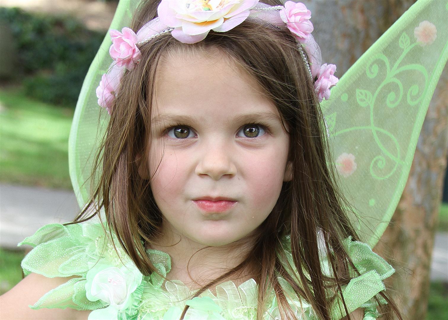 Crafty Creations with Shemaine: She threw a Pirate's & Pixie's party for her little girl