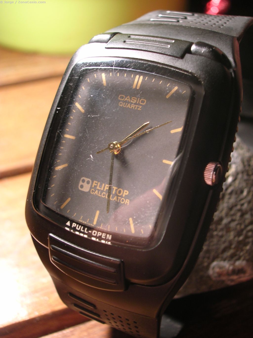 Zona Casio: Casio FTP-10, el curioso "flip-top" calculadora